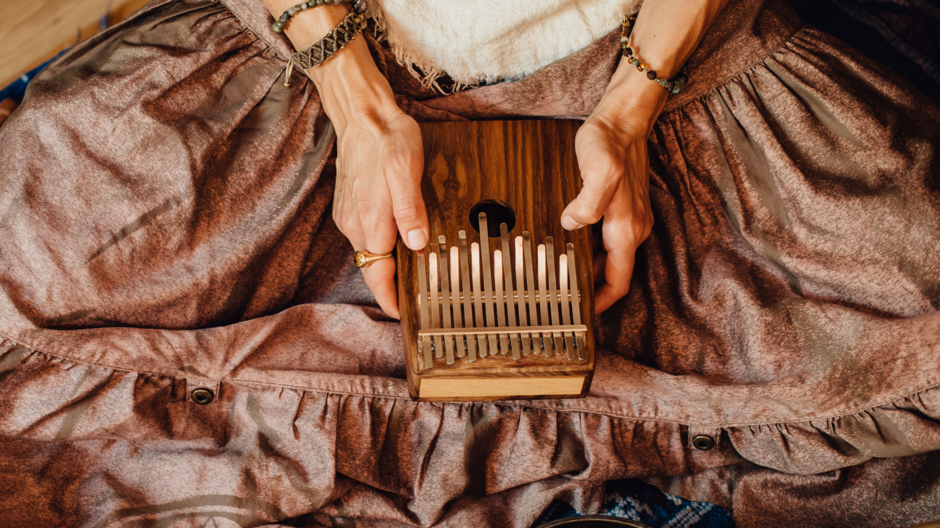 What is the Best Kalimba for Beginners: Top Picks for New Players ...